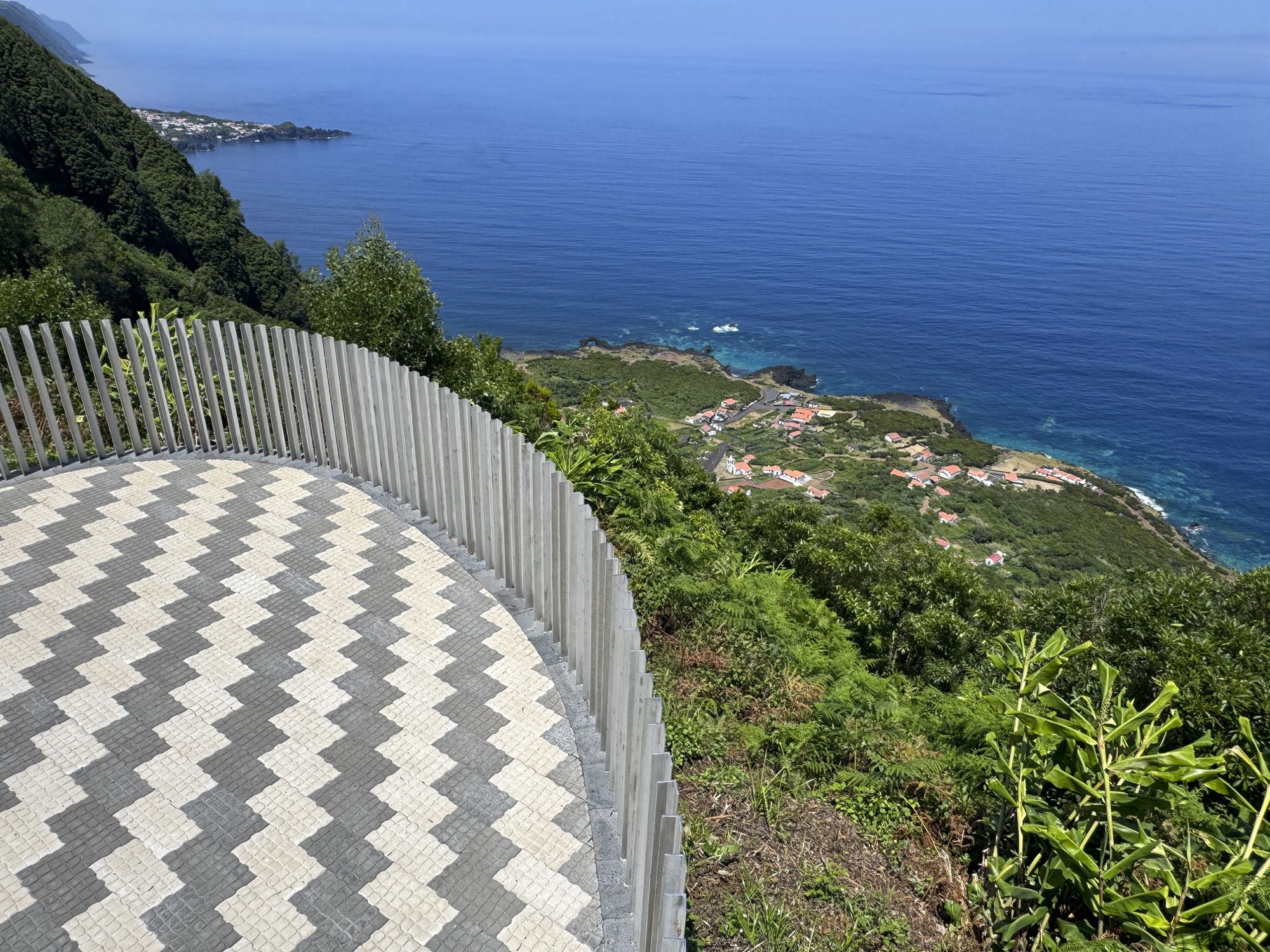 Tour 65 – Fajã da Ribeira da Areia - Wandelgids voor de Azoren